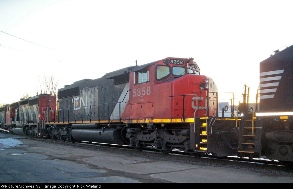 CN 5358 helps along